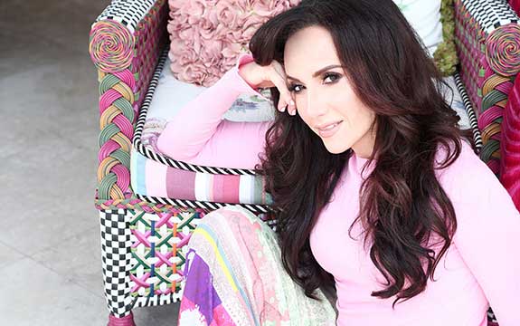 Deborah Silver Brings Big-Band Brilliance, Glamour & Heart to Vic’s Las ...